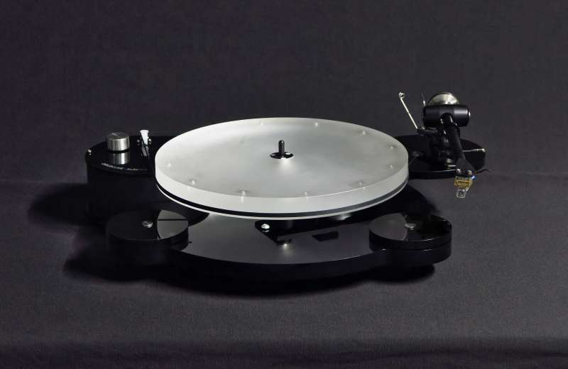 Turntable range offering leading performance & award winning quality